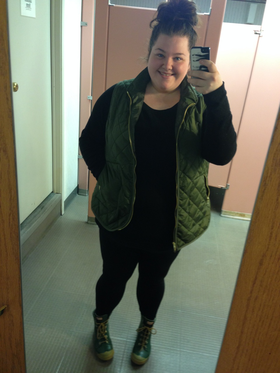 Plus Size OOTD: Hunter Green - The Pretty Plus